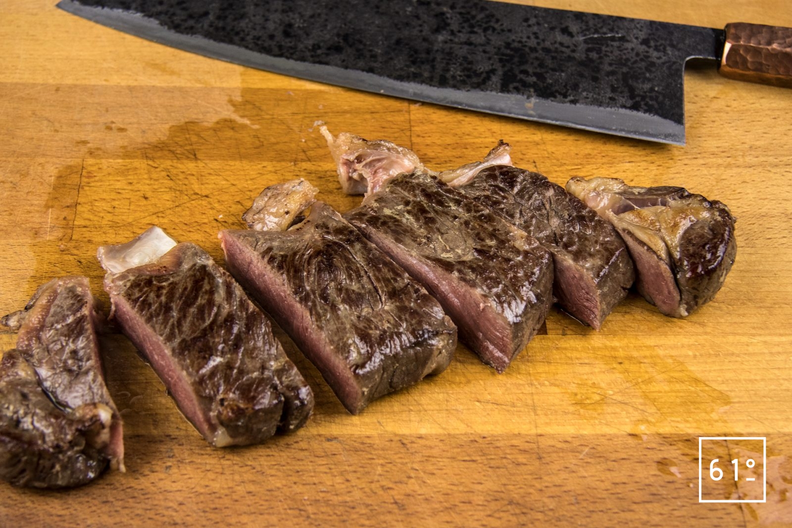 Faux filet de Simmental et carottes | Recette | 61°Degrés