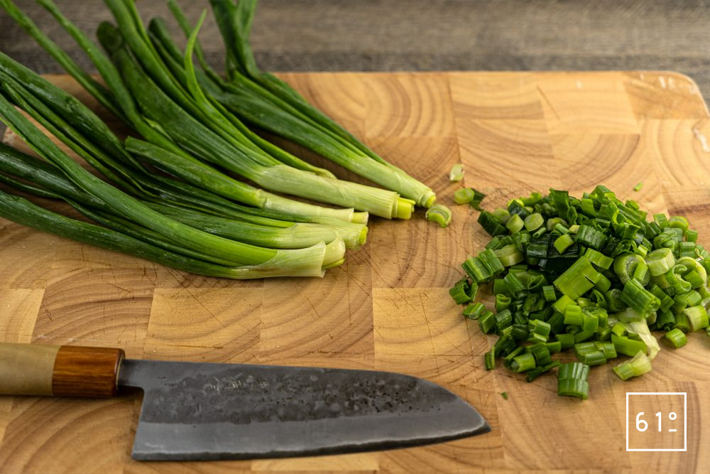 Pain complet aux fanes d’oignons | Recette | 61°Degrés