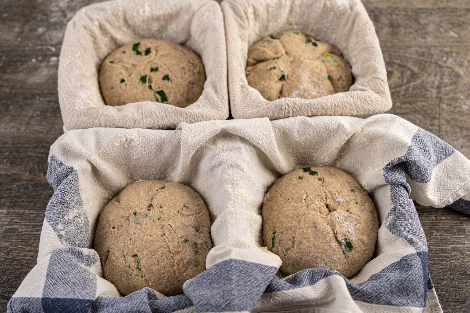 Pain complet aux fanes d’oignons | Recette | 61°Degrés