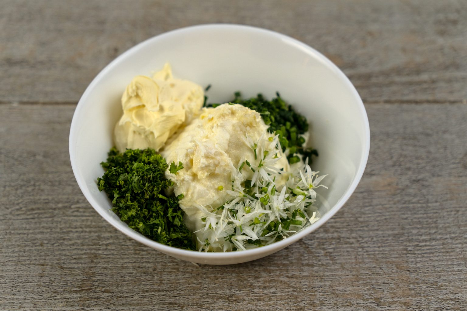 Fromage frais aux fines herbes | Recette | 61°Degrés