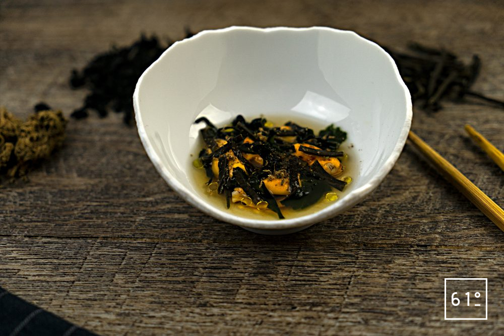 Moules, infusion au curcuma et sauvignon | Recette | 61°Degrés